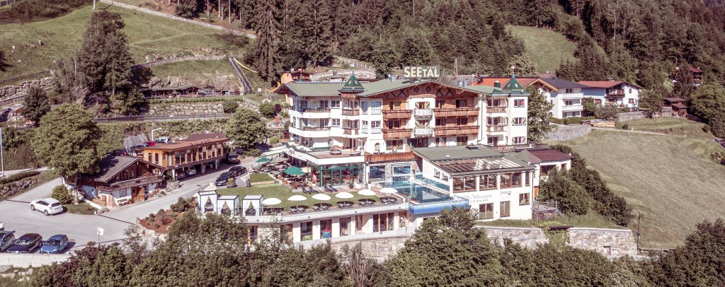 Your 4-star Family Hotel in Zillertal in Tyrol - Alpin Family Resort Seetal
