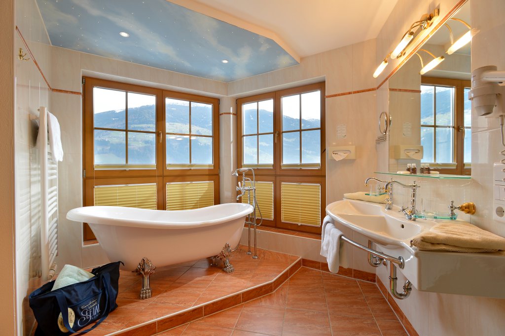 Hotel im Zillertal - Alpin Family Resort Seetal